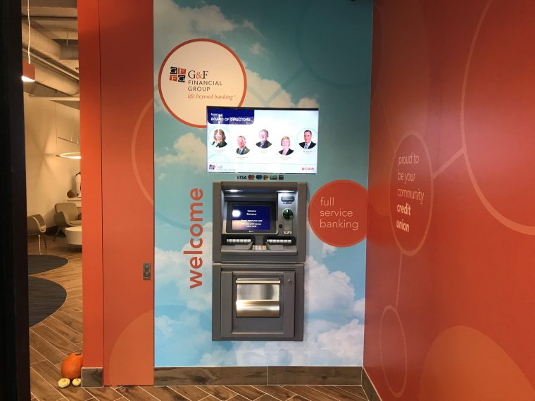 Star Signage + Display